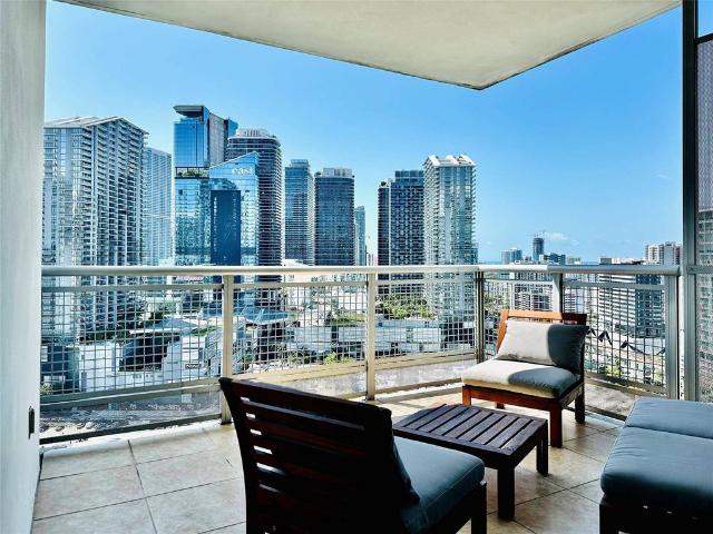 Luxury apartment complex for rent in Miami, Florida