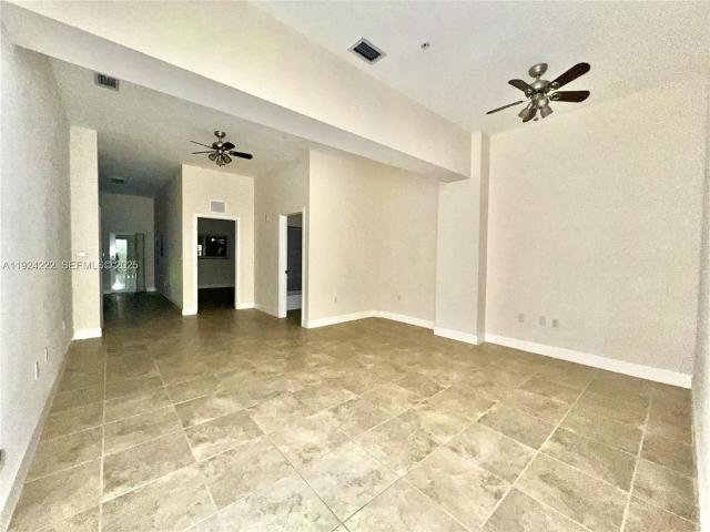 Luxury apartment complex for rent in Miami, Florida