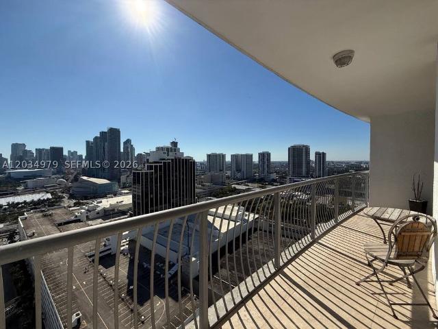 Luxury apartment complex for rent in Miami, Florida