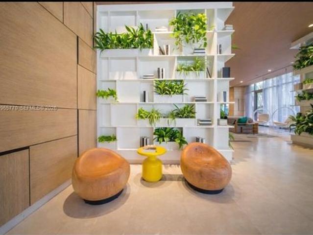 Luxury apartment complex for rent in Miami, Florida