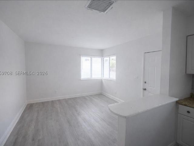 Luxury apartment complex for rent in Miami, Florida