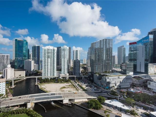 Luxury apartment complex for rent in Miami, Florida