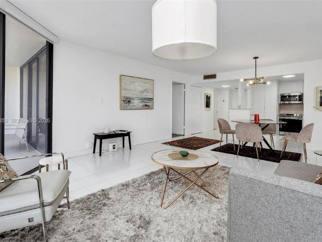Luxury apartment complex for rent in Miami, Florida