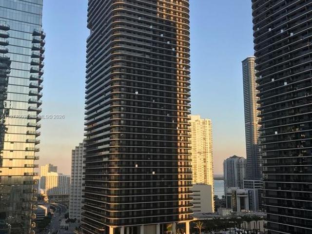 Luxury apartment complex for rent in Miami, Florida