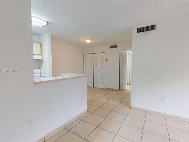 Luxury apartment complex for rent in Miami, Florida