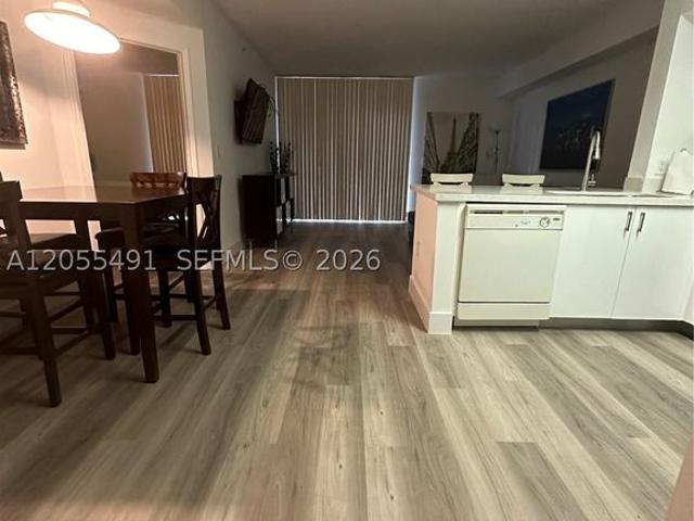 Luxury apartment complex for rent in Miami, Florida