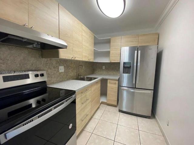 Luxury apartment complex for rent in Miami, Florida