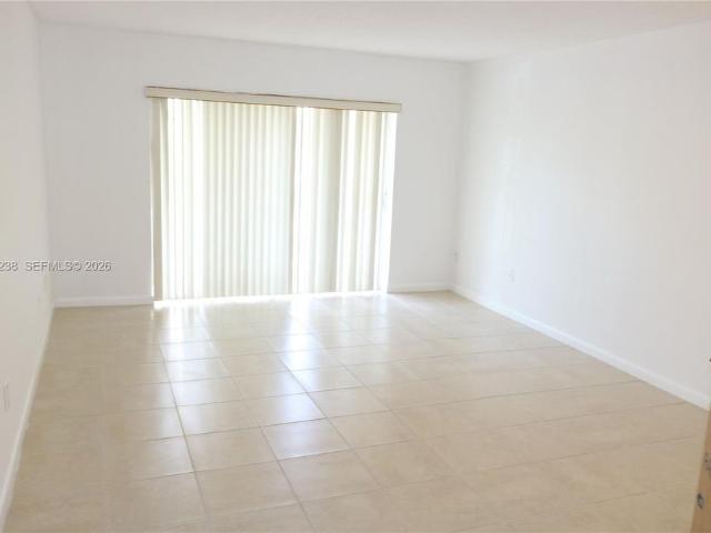 Luxury apartment complex for rent in Miami, Florida