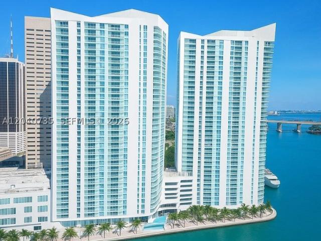 Luxury apartment complex for rent in Miami, Florida