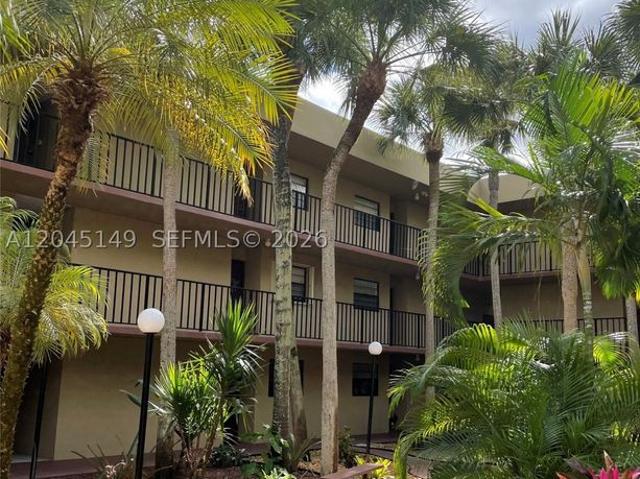 Luxury apartment complex for rent in Miami, Florida