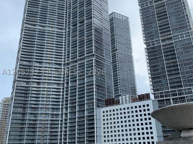 Luxury apartment complex for rent in Miami, Florida