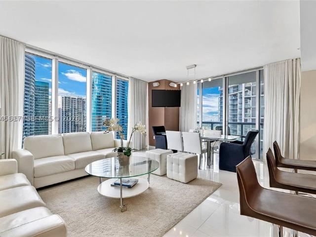 Luxury apartment complex for rent in Miami, Florida