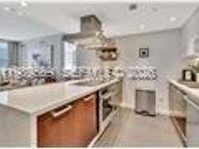 Luxury apartment complex for rent in Miami, Florida