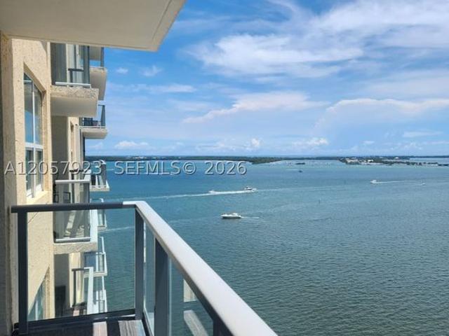 Luxury apartment complex for rent in Miami, Florida