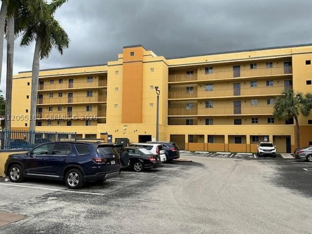 Luxury apartment complex for rent in Miami, Florida