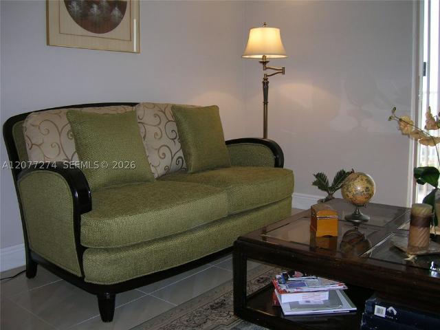 Luxury apartment complex for rent in Miami, Florida