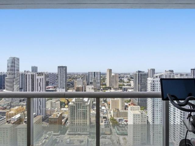 Luxury apartment complex for rent in Miami, Florida