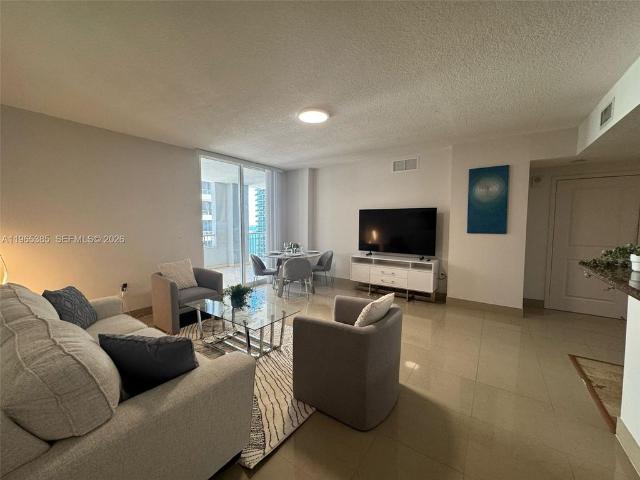 Luxury apartment complex for rent in Miami, Florida