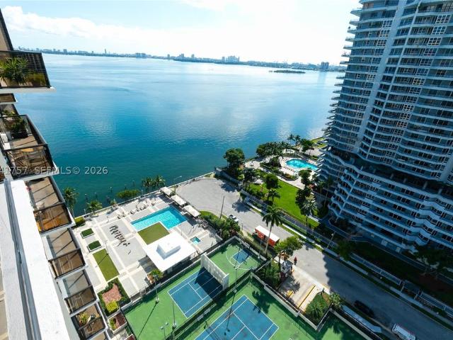Luxury apartment complex for rent in Miami, Florida