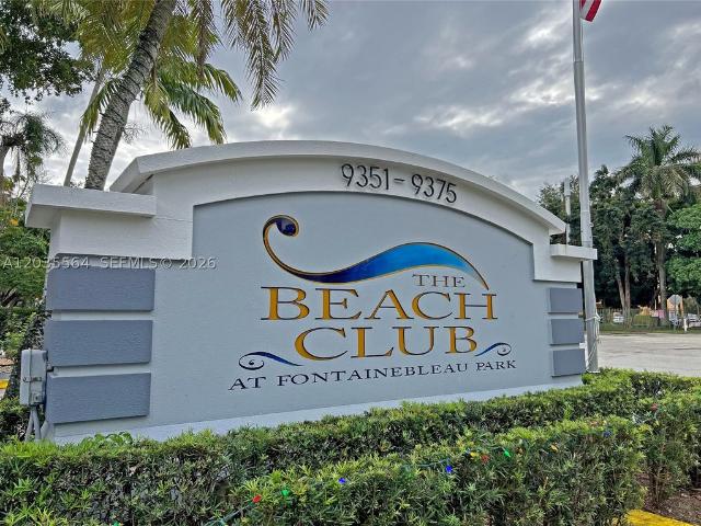 Luxury apartment complex for rent in Miami, Florida