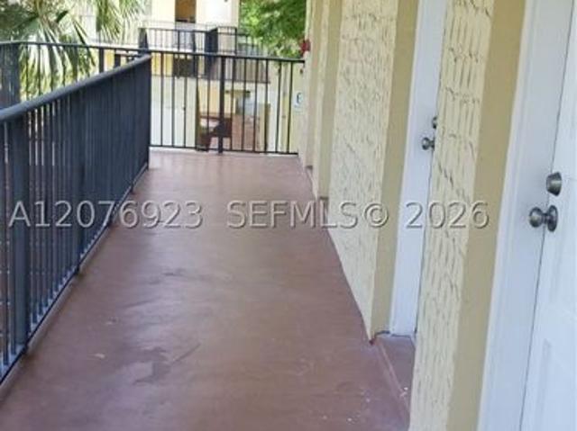 Luxury apartment complex for rent in Miami, Florida