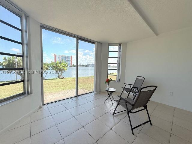 Luxury apartment complex for rent in Miami, Florida