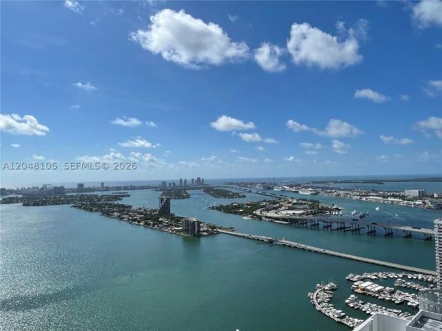 Luxury apartment complex for rent in Miami, Florida