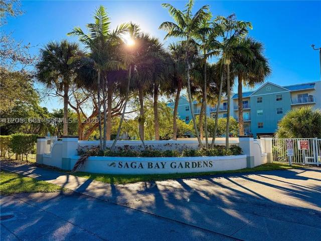 Luxury apartment complex for rent in Miami, Florida