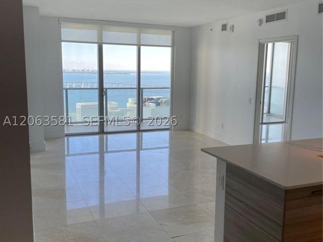 Luxury apartment complex for rent in Miami, Florida
