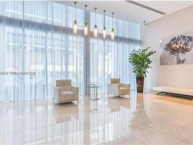 Luxury apartment complex for rent in Miami, Florida