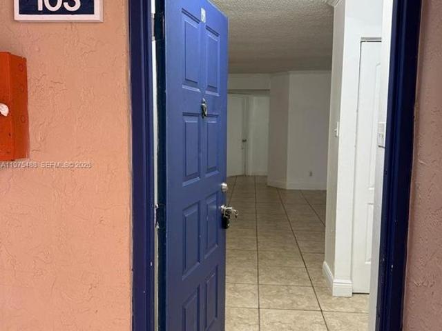 Luxury apartment complex for rent in Miami, Florida