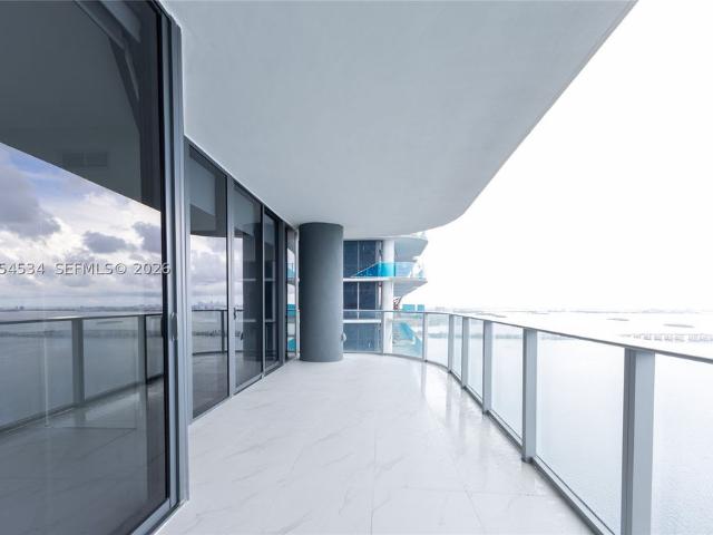 Luxury apartment complex for rent in Miami, Florida