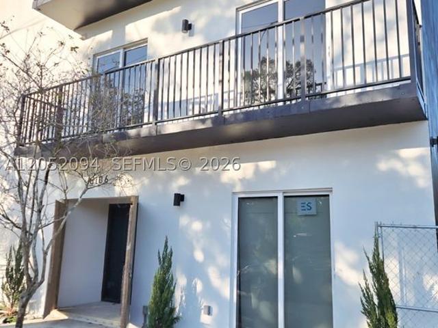 Luxury apartment complex for rent in Miami, Florida