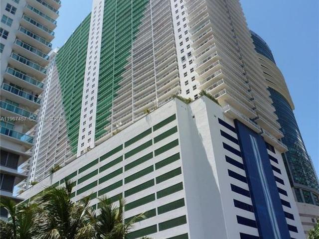 Luxury apartment complex for rent in Miami, Florida