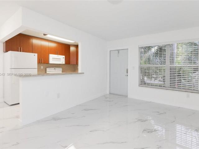 Luxury apartment complex for rent in Miami, Florida