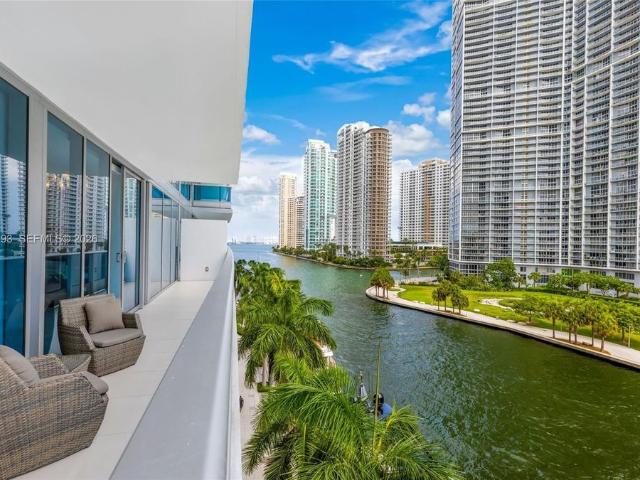 Luxury apartment complex for rent in Miami, Florida
