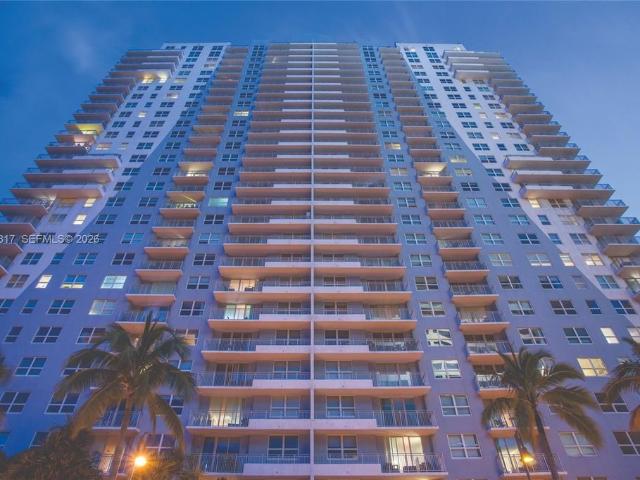 Luxury apartment complex for rent in Miami, Florida