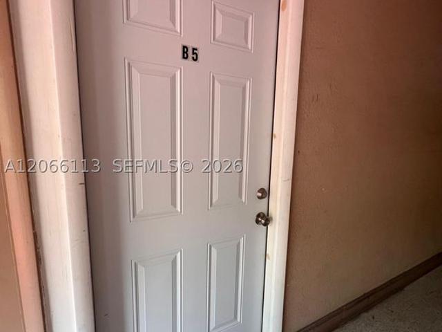 Luxury apartment complex for rent in Miami Heights Trailer Park, United States