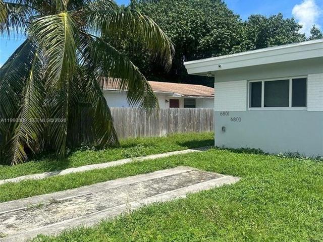 Luxury apartment complex for rent in Miami Shores, Florida
