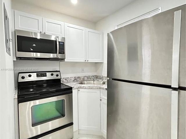 Luxury apartment complex for rent in Miami Shores, Florida
