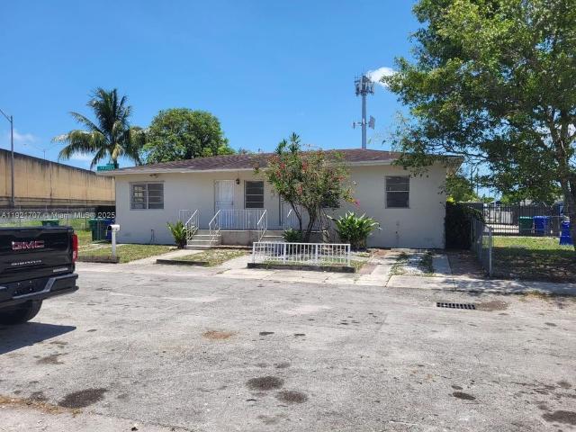 Luxury apartment complex for rent in Miami Shores, Florida