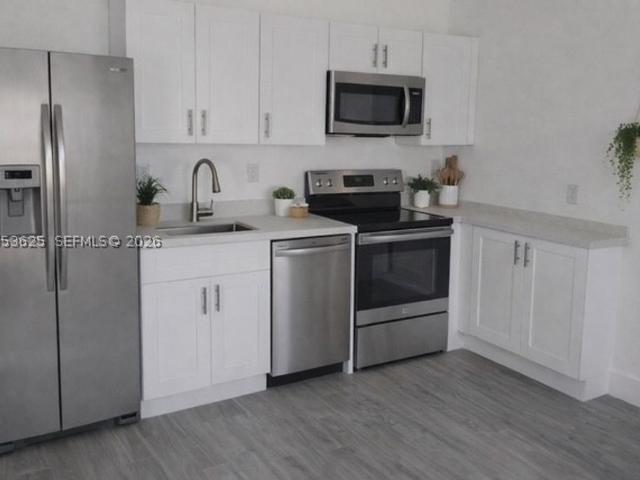 Luxury apartment complex for rent in Miami Shores, United States
