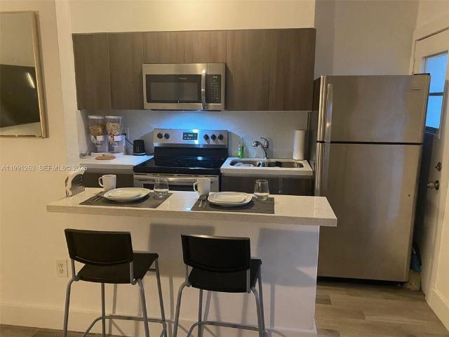 Luxury apartment complex for rent in Miami Shores, United States