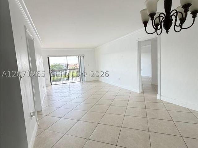Luxury apartment complex for rent in Miami Terrace Mobile Home, United States