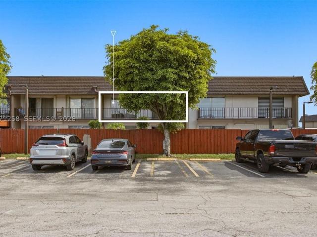 Luxury apartment complex for rent in Miami Terrace Mobile Home, United States
