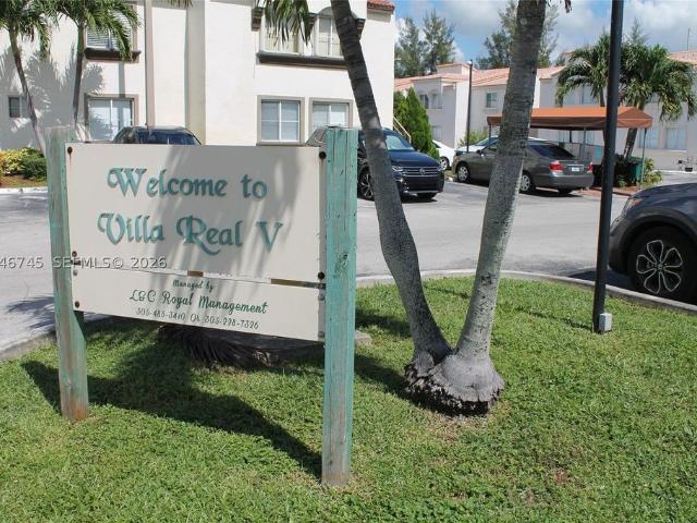 Luxury apartment complex for rent in Miami Terrace Mobile Home, United States