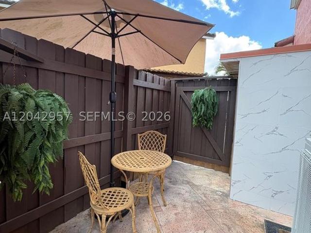 Luxury apartment complex for rent in Miami Terrace Mobile Home, Florida