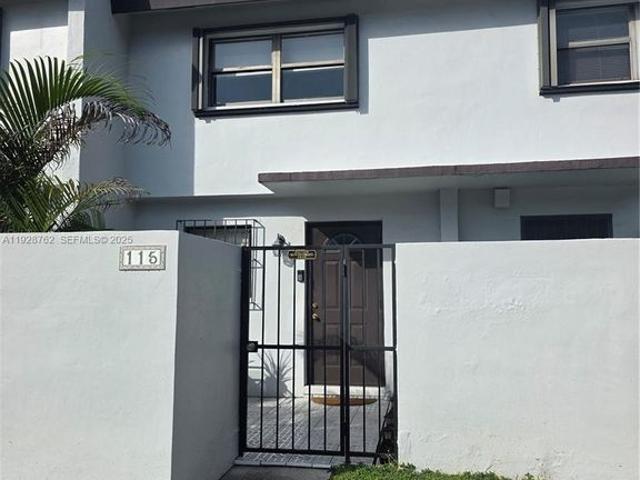 Luxury apartment complex for rent in Miami, United States