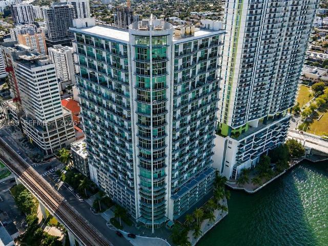Luxury apartment complex for rent in Miami, United States