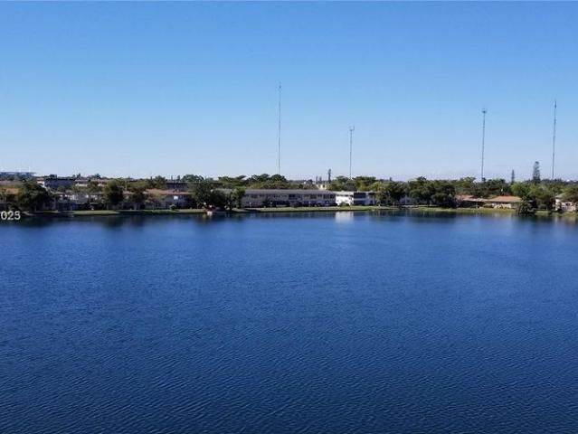 Luxury apartment complex for rent in Miami, United States